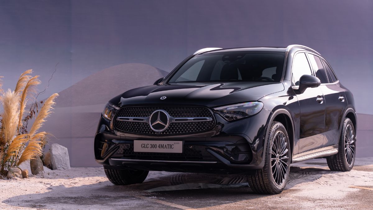 Mercedes GLC 300 4Matic | Giá Xe & Khuyến Mãi Mới (9/2025)